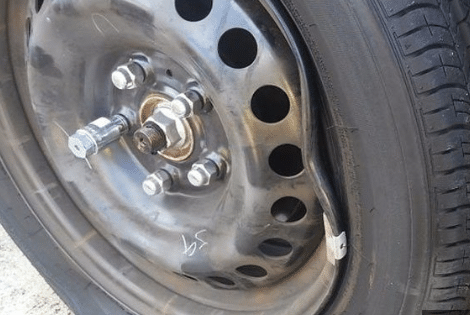 How to Claim for an Alloy Wheel Damaged by a pothole? - Wheels2u